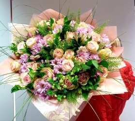 Justin's Flowers. Your florist in Peterborough. Flowers from £20.00